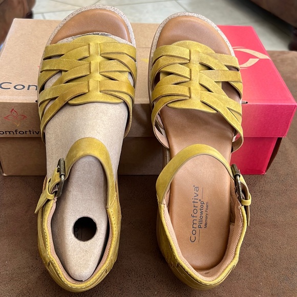 Comfortiva | Shoes | Comfortiva Marina Wedge Sandal In Citron Size 9 ...